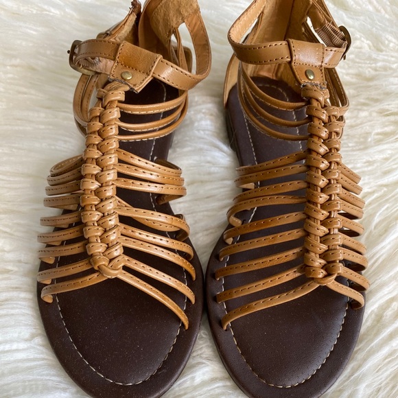 Shiekh | Shoes | Sheikh Sandals | Poshmark
